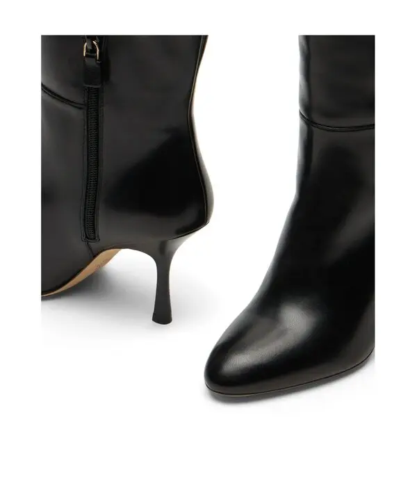 STUART WEITZMAN Madison Boot 85