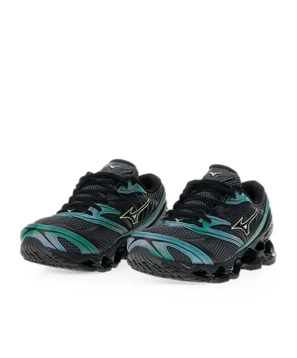 Mizuno Round Toe Lace-up Sneakers