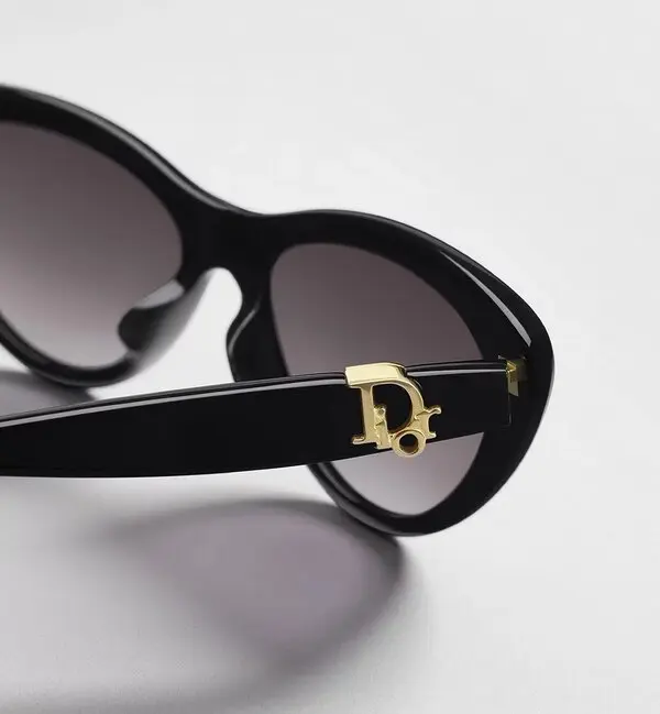 Dior Cat Eye Sunglasses - Black