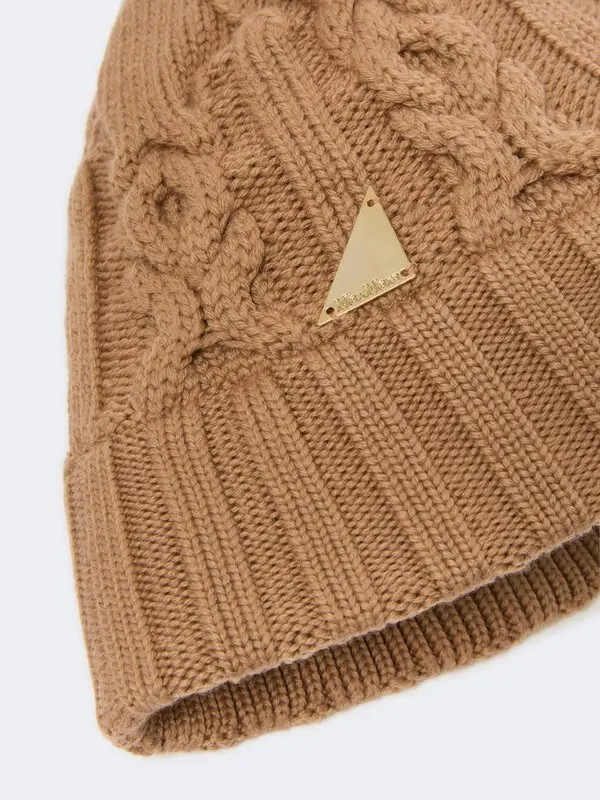 Max Mara Knitted Fisherman's Hat