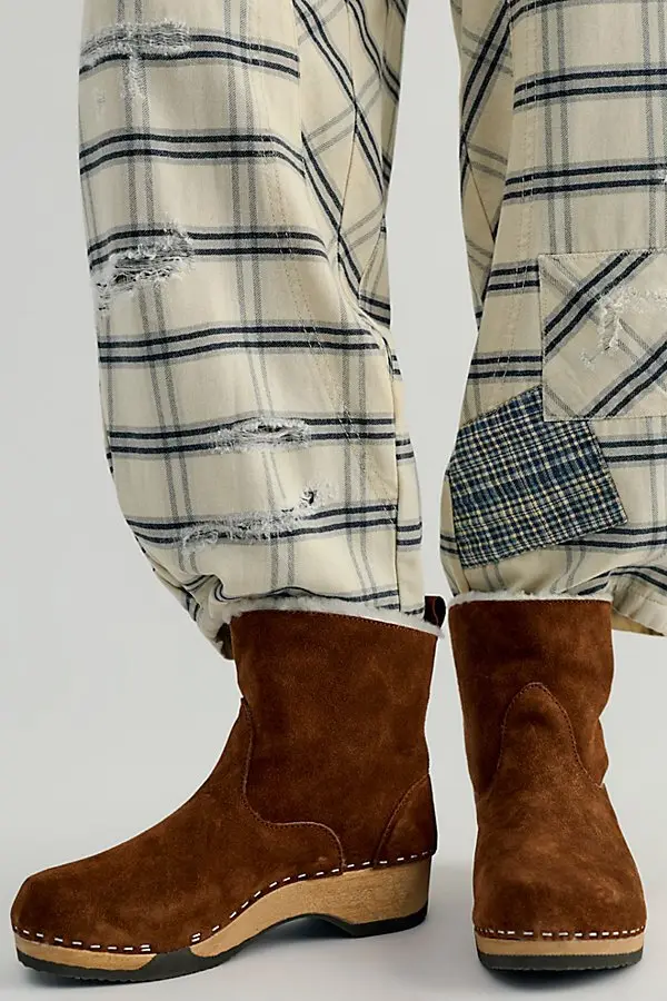 KUNSTEN Fur-lined Clog Boots
