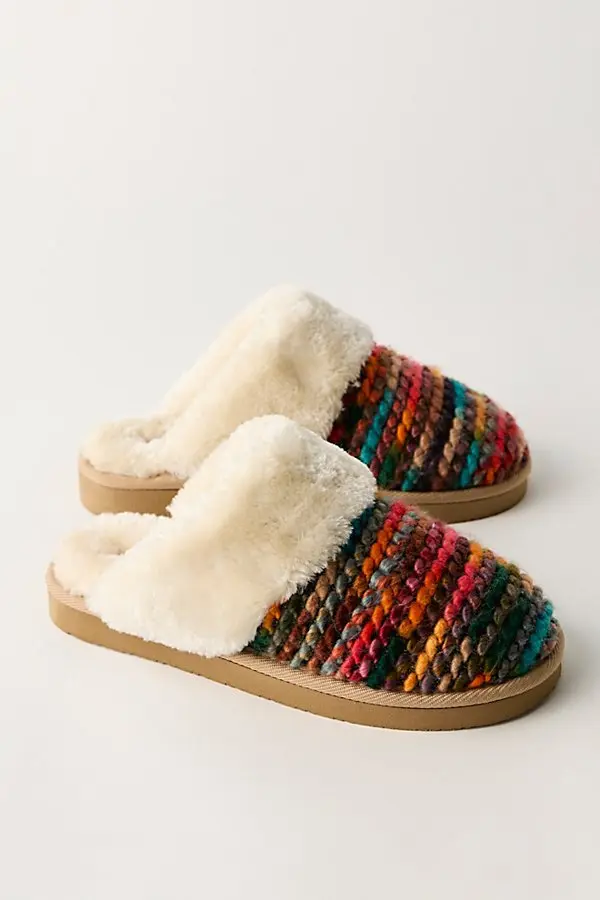 Minnetonka Chesney Party Slippers
