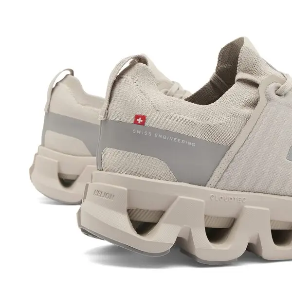 On Cloudswift 4 Sneaker