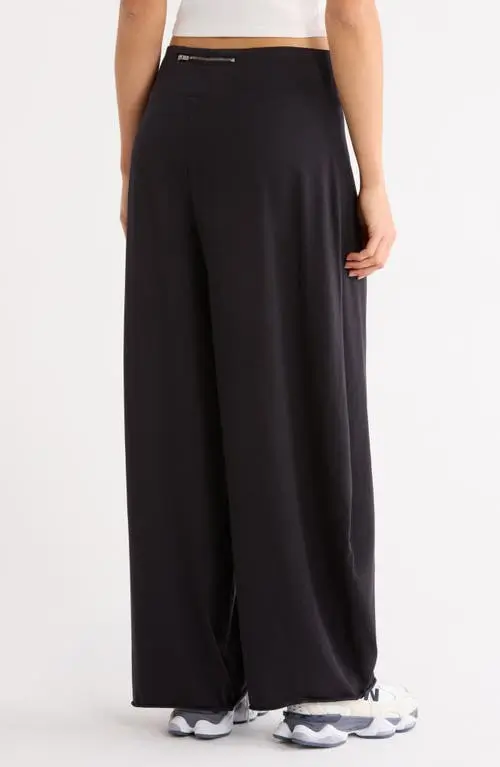 Free People Hot Shot Barrel Leg Pants - Solid Black
