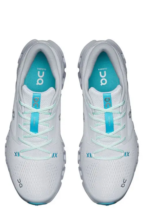 On Cloud X 5 Training Shoe