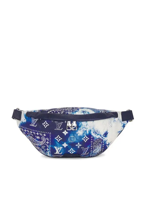 LOUIS VUITTON Monogram Bandana Discovery Bum Bag