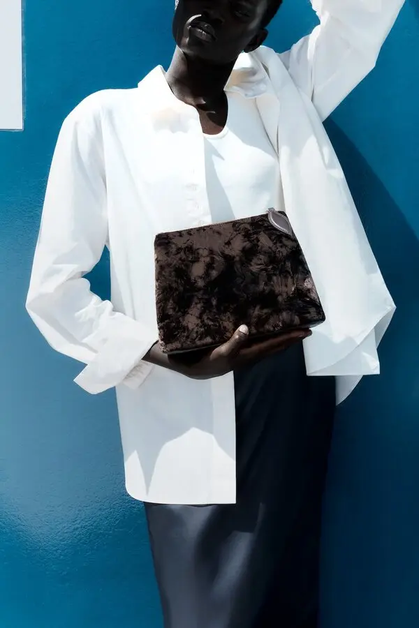 LIFFNER Zip Clutch Velvet - Brown