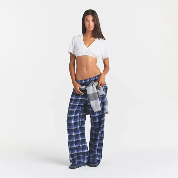 SKIMS Super Cropped V-neck T-shirt