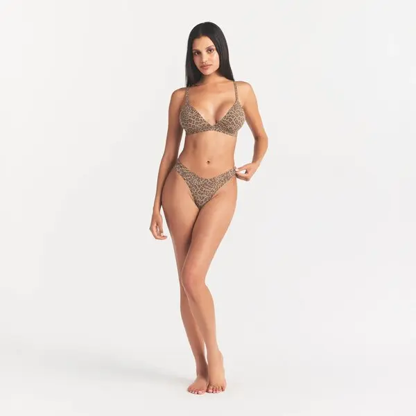 SKIMS Dipped Front Thong | Medium Neutral | | Fits Everybody - Desert Leopard Ink Print