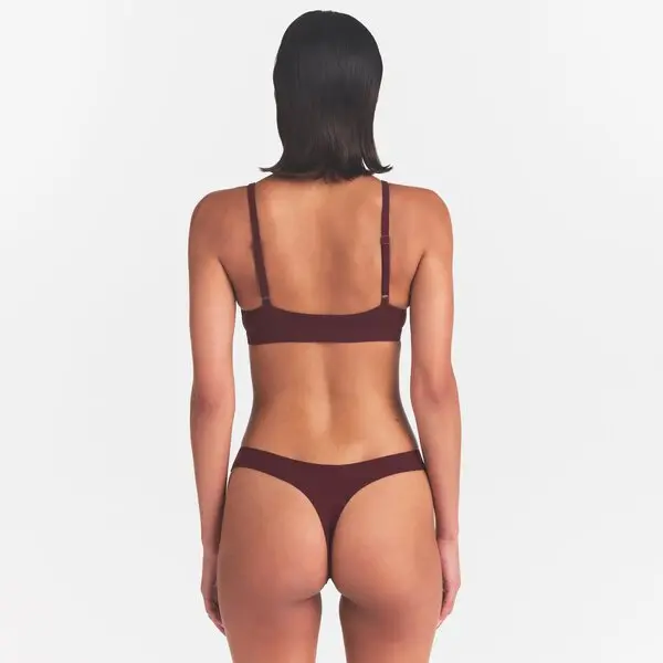 SKIMS Triangle Bralette | Red | | Fits Everybody