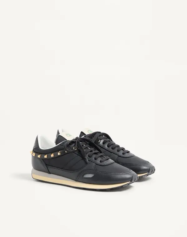 Valentino Garavani Rockstud Low-top Sneakers - Black
