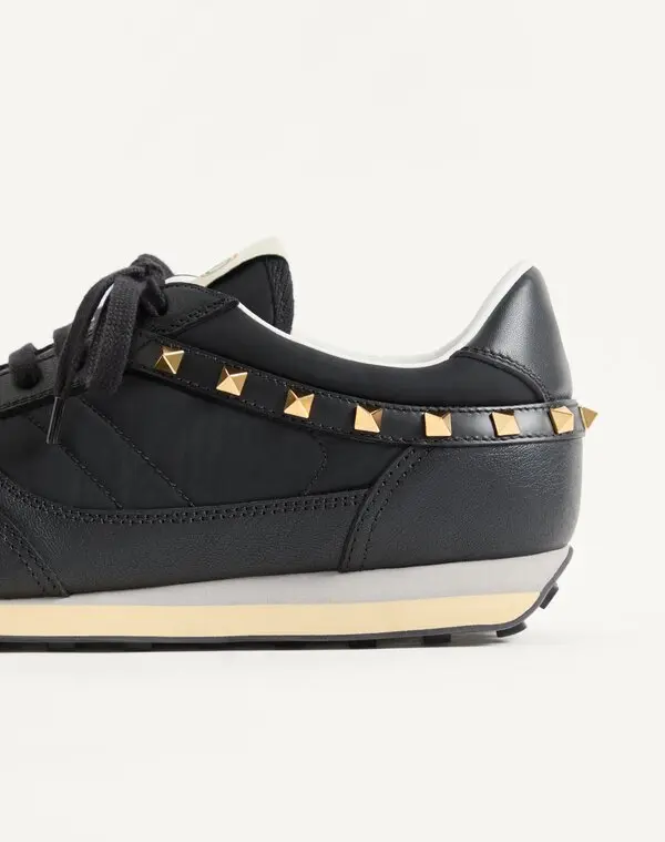 Valentino Garavani Rockstud Low-top Sneakers - Black
