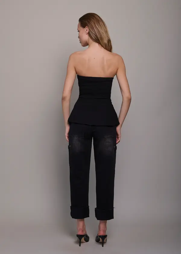 TT STUDIOS Hannah Capri