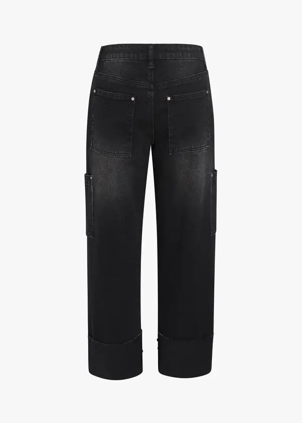 TT STUDIOS Hannah Capri