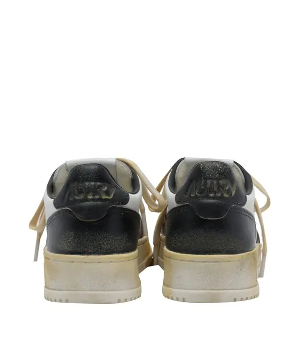 AUTRY Round-toe Sneakers