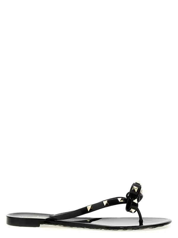 Valentino Garavani Pm Thong Rockstud Sandals - Black
