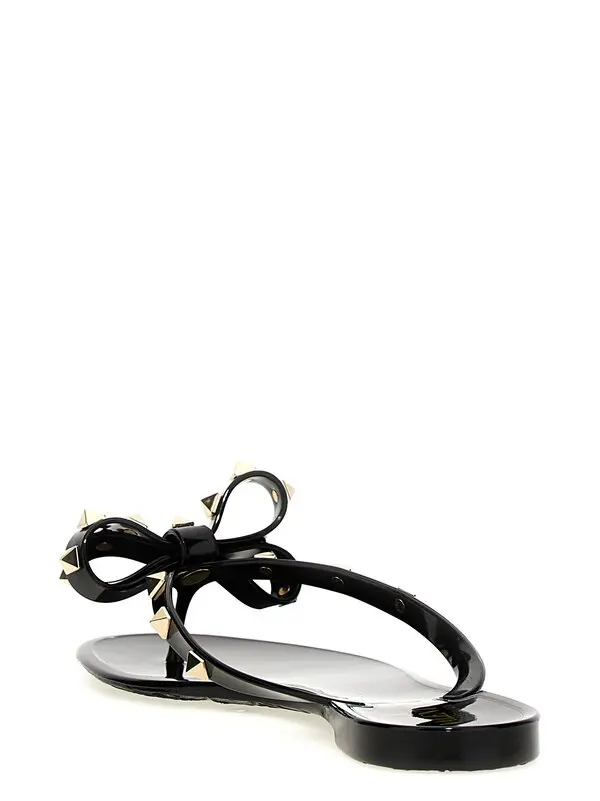 Valentino Garavani Pm Thong Rockstud Sandals - Black