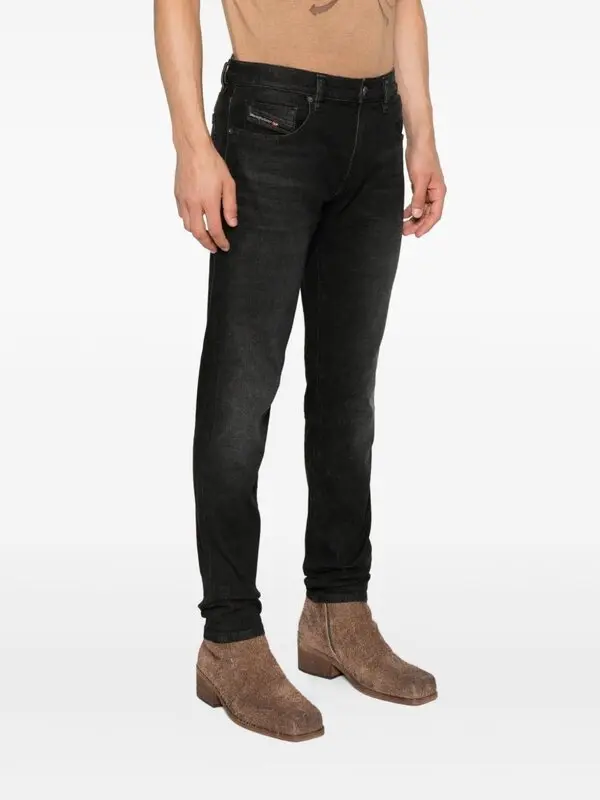 DIESEL® Slim Jeans D-strukt 0kial