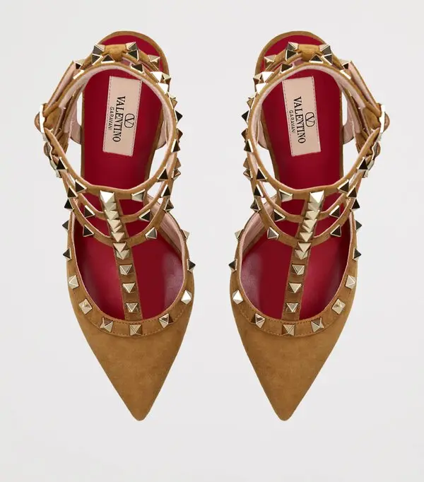 Valentino Garavani Suede Rockstud Pumps - Beige