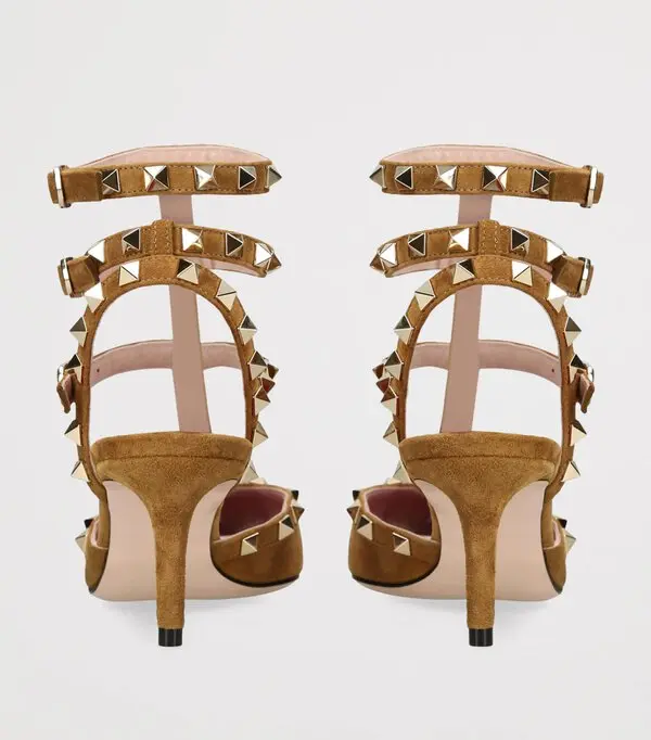 Valentino Garavani Suede Rockstud Pumps - Beige