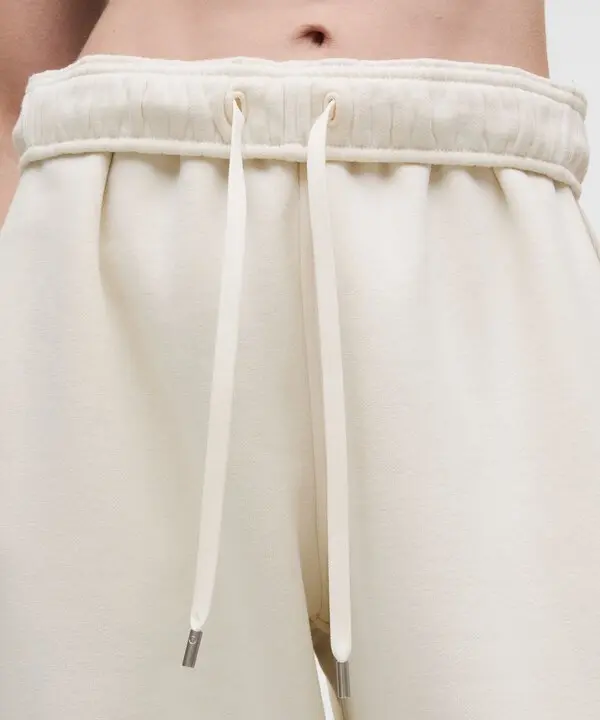 Lululemon Scuba Evolve Oversized Jogger - Light Ivory