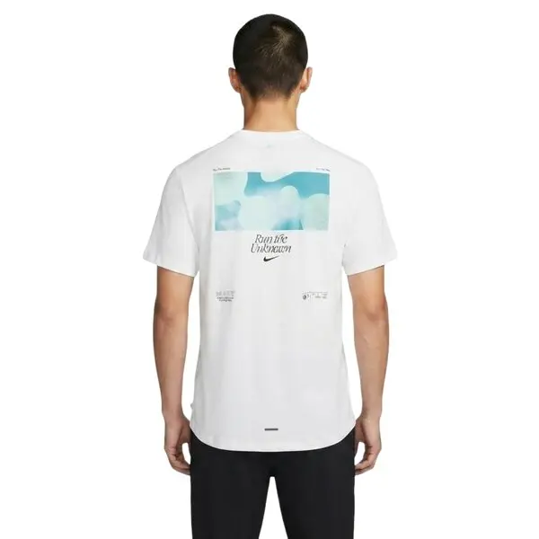 Nike Hyverse Dri-fit Uv Protection T-shirt Asia Sizing