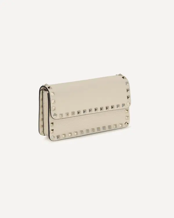 Valentino Garavani Rockstud Chain Wallet - Cream