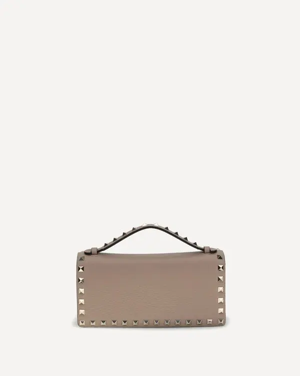 Valentino Garavani Rockstud Chain Wallet - Beige