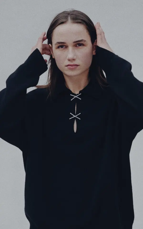BARRIE Cashmere Sparkling Cross Polo Sweater