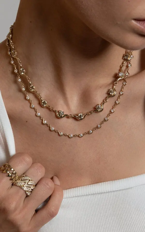 VICE VERSA 14k Yellow Louise Line Necklace