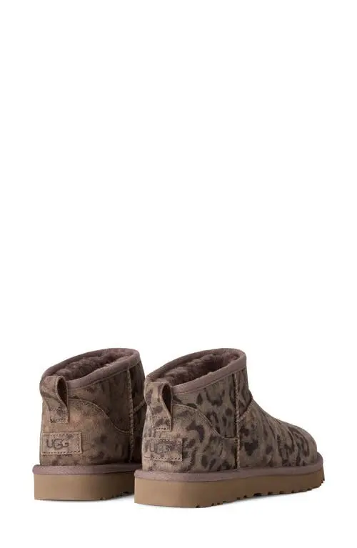 UGG Classic Ultra Mini Spotted Bootie - Chestnut