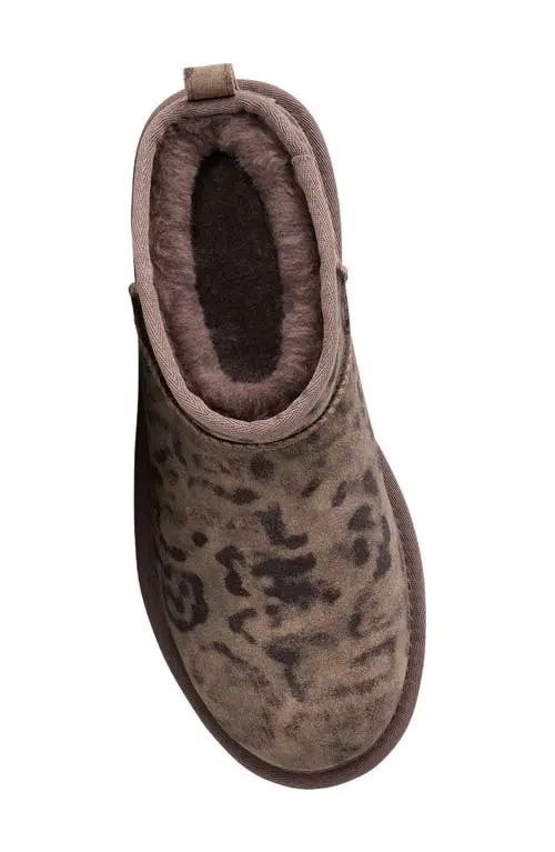 UGG Classic Ultra Mini Spotted Bootie - Chestnut