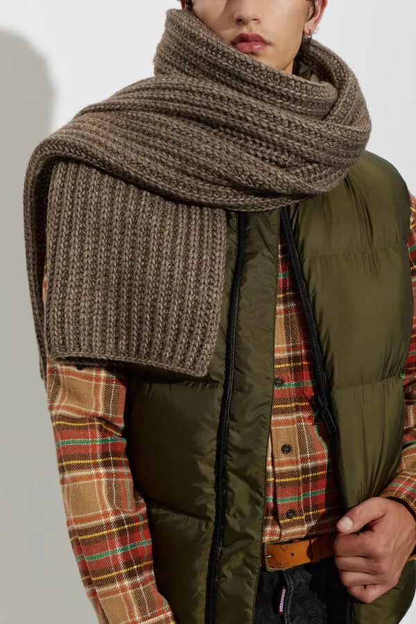 Dsquared2 Wool Scarf With Sewn-in Logo
