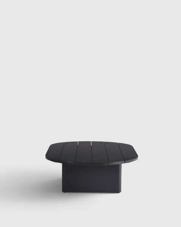 Quince Curved Powder-coated Aluminum Outdoor Coffee Table