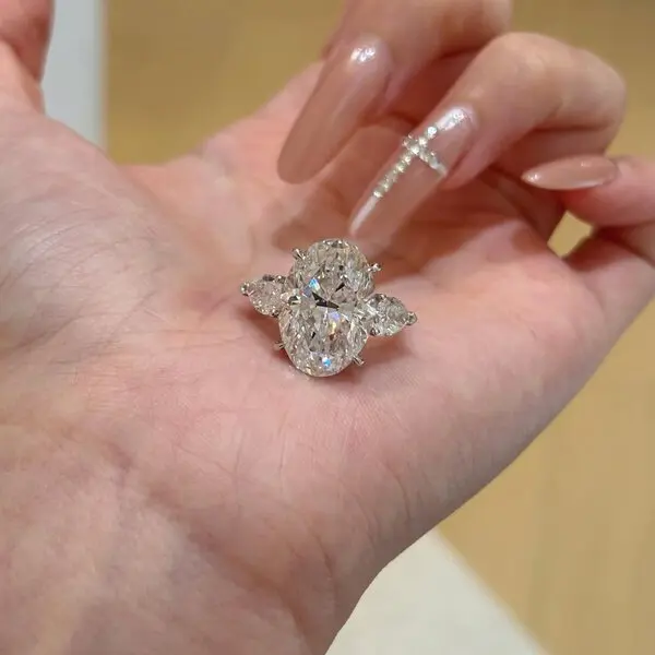 AYA FINE JEWELRY Three Stone Diamond Ring - White