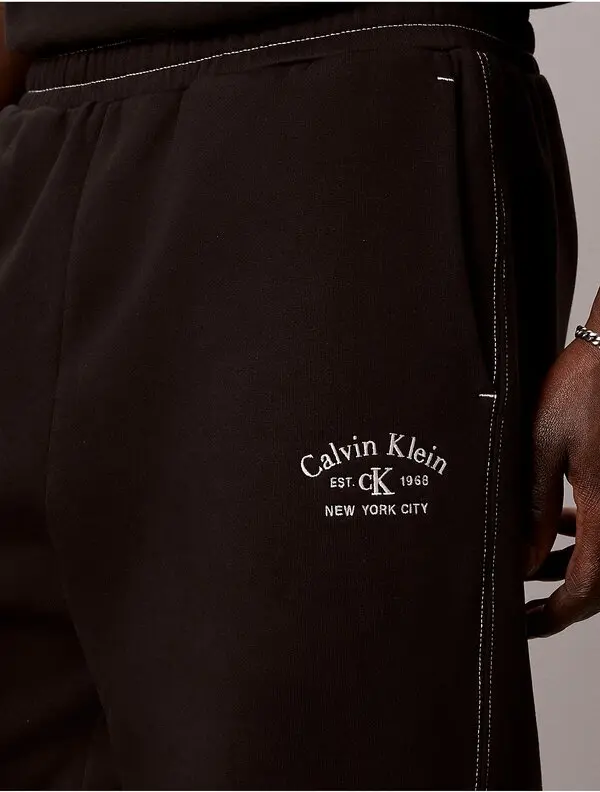 Calvin Klein Stitch Arch Logo Graphic Sweatpants - Black