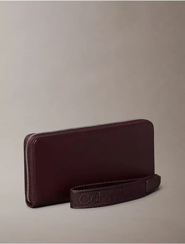 Calvin Klein Signature Logo Strap Zip Wallet - Fudge