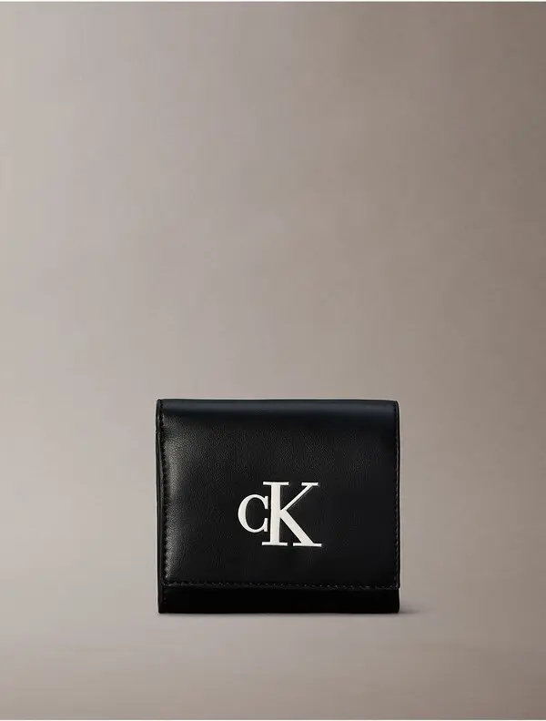 Calvin Klein Embossed Monogram Bifold Wallet - Black/white