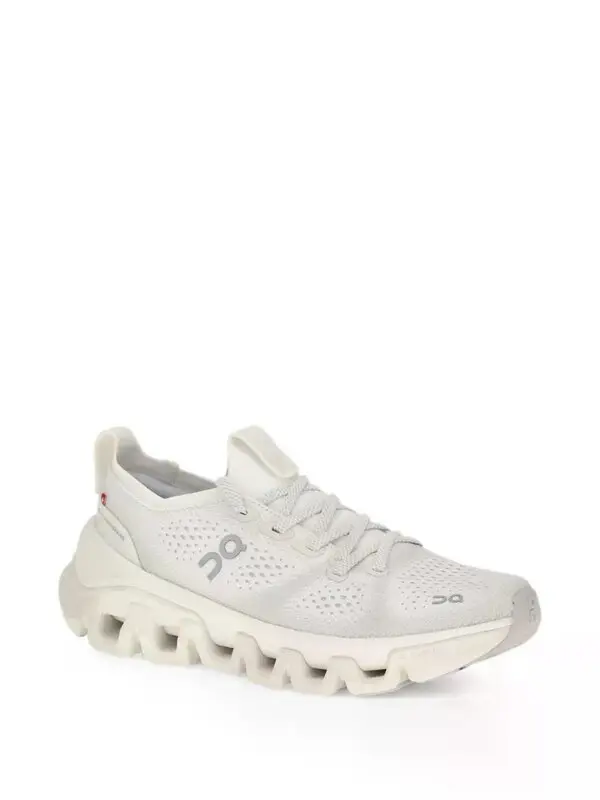 On X Tempo Sneakers