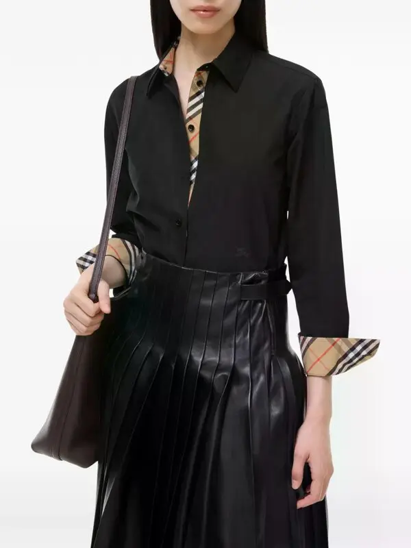 Burberry Classic Fit Cotton Poplin Shirt With Embroidered Knight