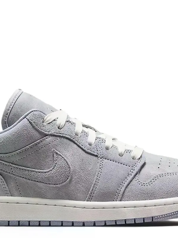 JORDAN 1 Low Se Sneakers