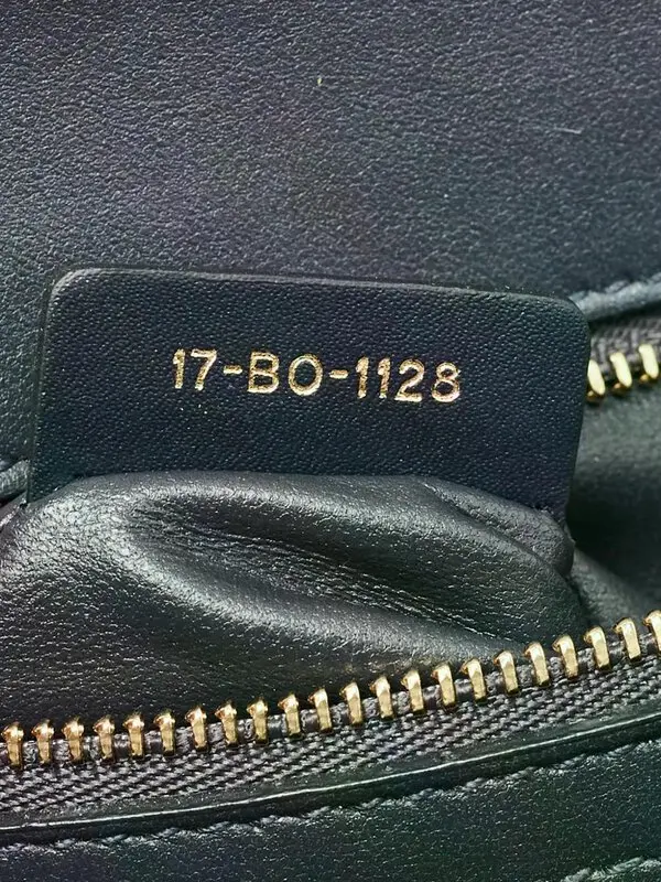 Dior 2018 Medium Diorama Microcannage Shoulder Bag