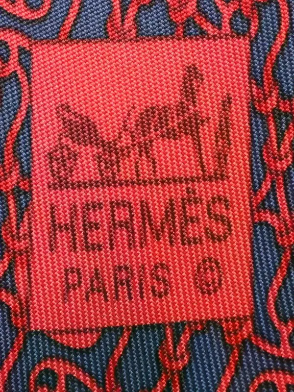 Hermès Patterned Silk Tie