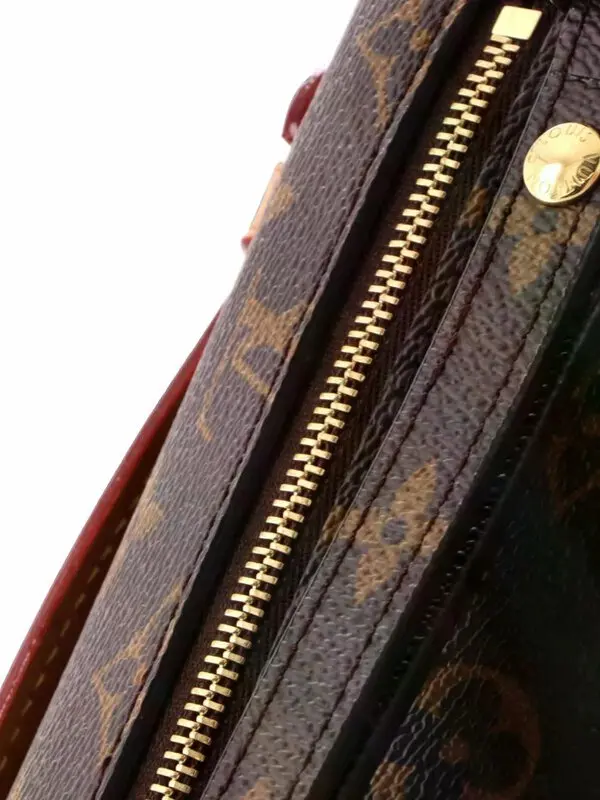 LOUIS VUITTON Pochette Metis Monogram Canvas East West Crossbody Bag - Brown