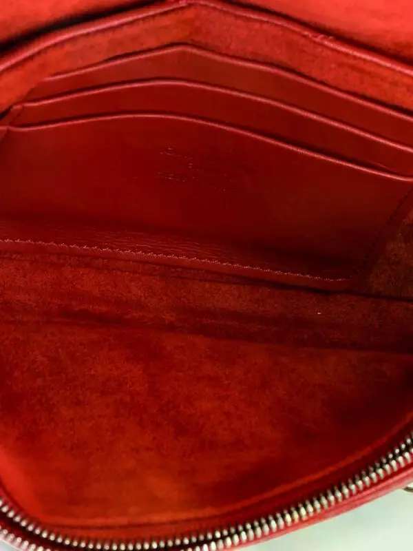 LOUIS VUITTON New Wave Chain Pochette Quilted Leather Clutch Bag