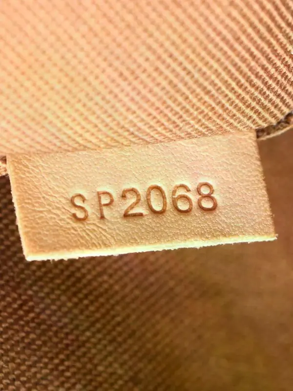 LOUIS VUITTON 2008 Monogram Tivoli Gm Shoulder Bag