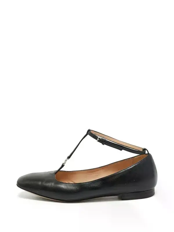 Gucci Leather T-strap Buckle Flat Pumps