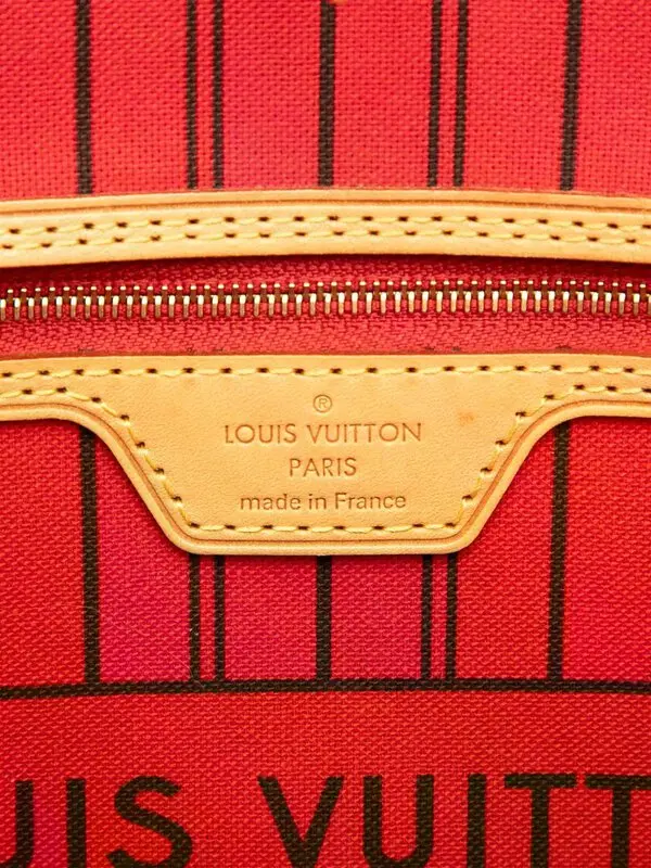 LOUIS VUITTON Monogram Neverfull Mm Tote Bag - Brown