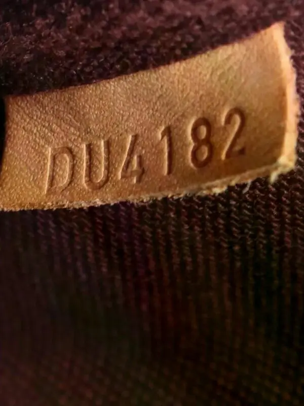 LOUIS VUITTON 2012 Monogram Favorite Pm Satchel