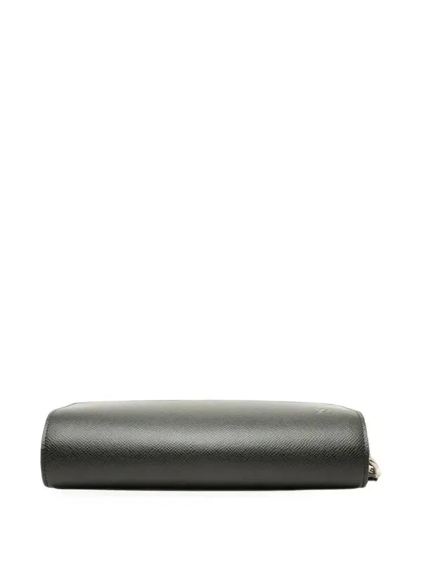 LOUIS VUITTON 2004 Taiga Pochette Baikal Clutch Bag